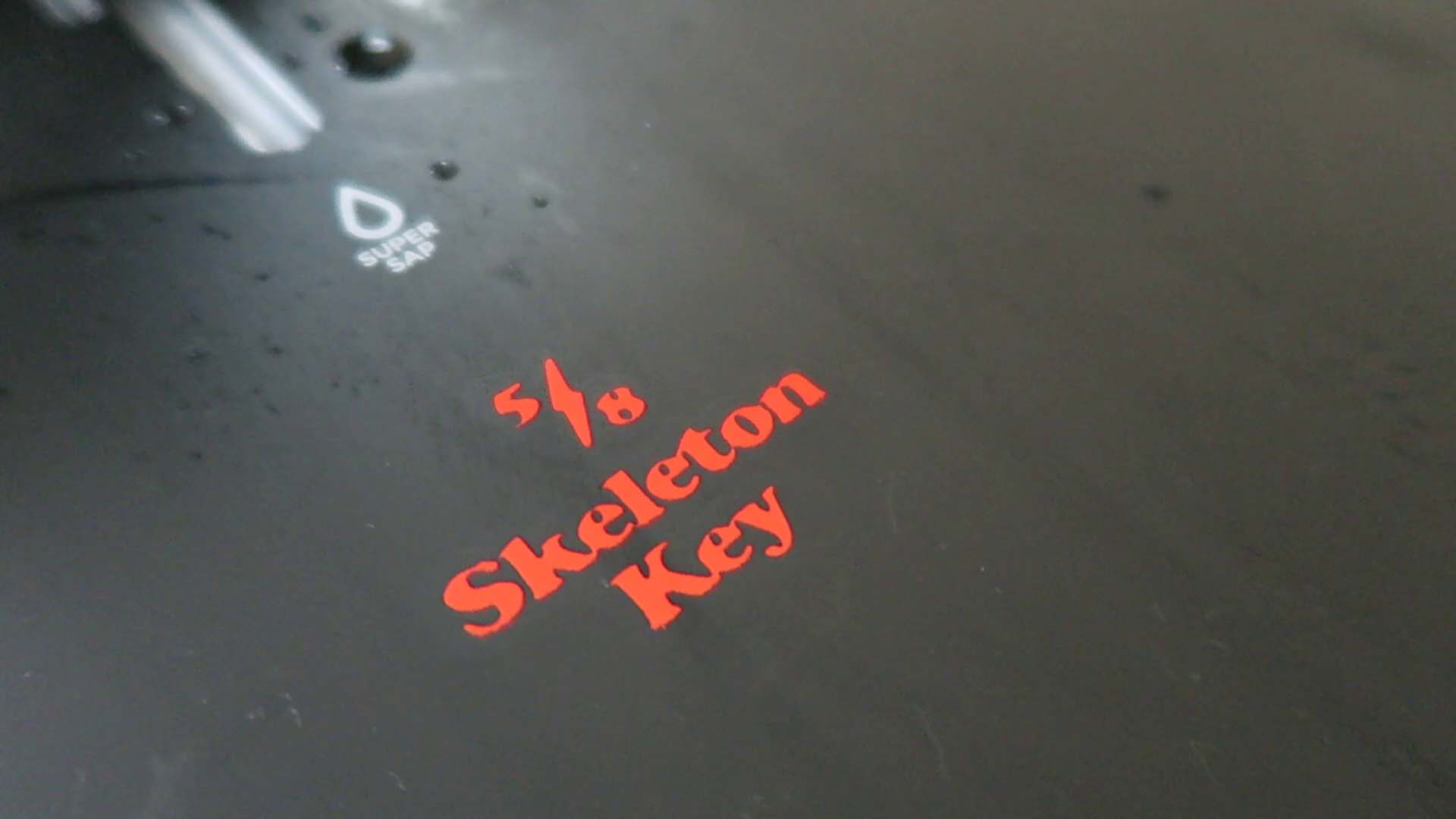 Burton Skeleton Key 2020 Review - Snowboard Robot